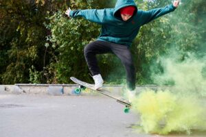 Conheça as 9 principais manobras de skate para praticar!